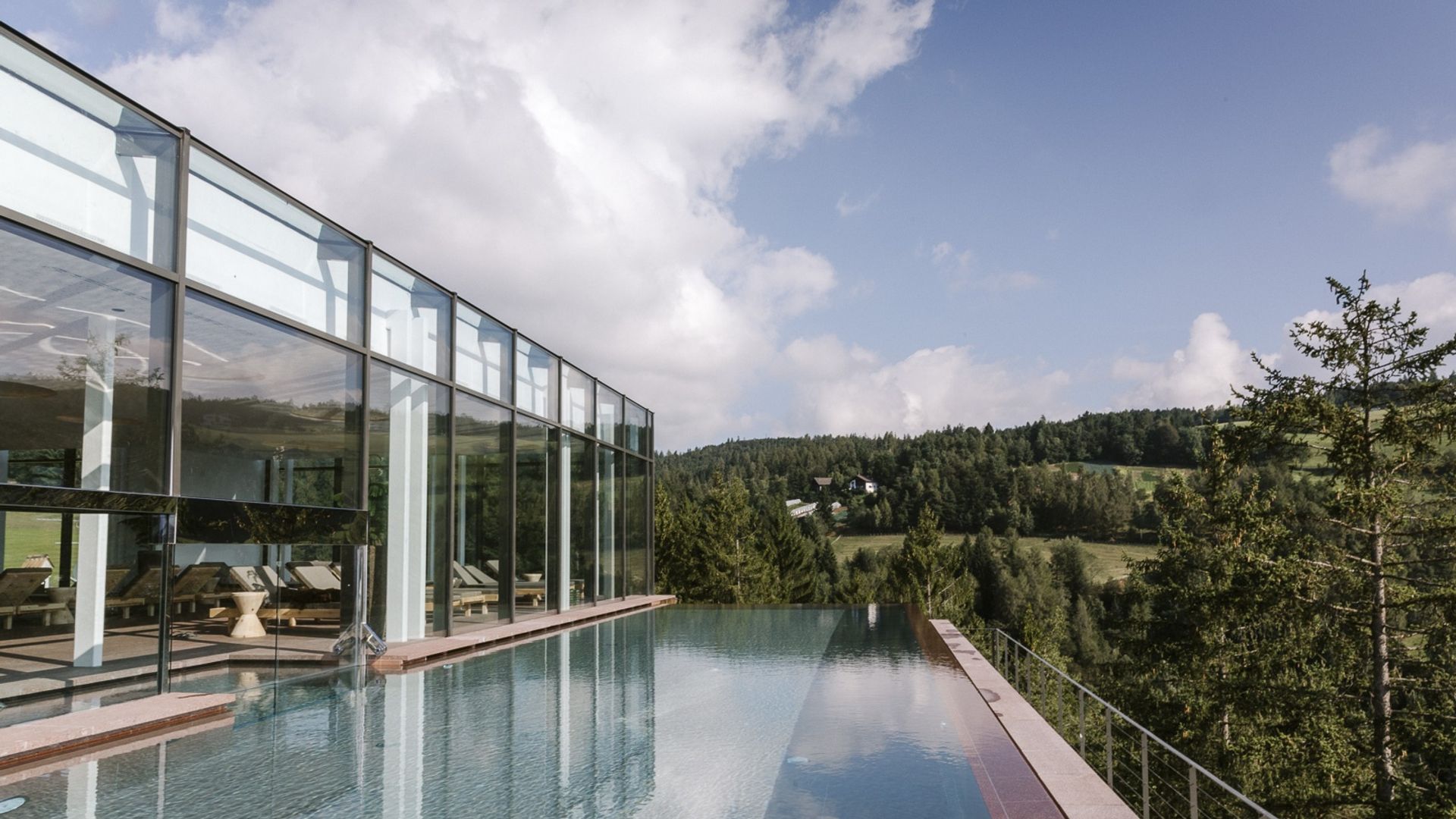 Hotel Saltus - Leading Spa Resorts